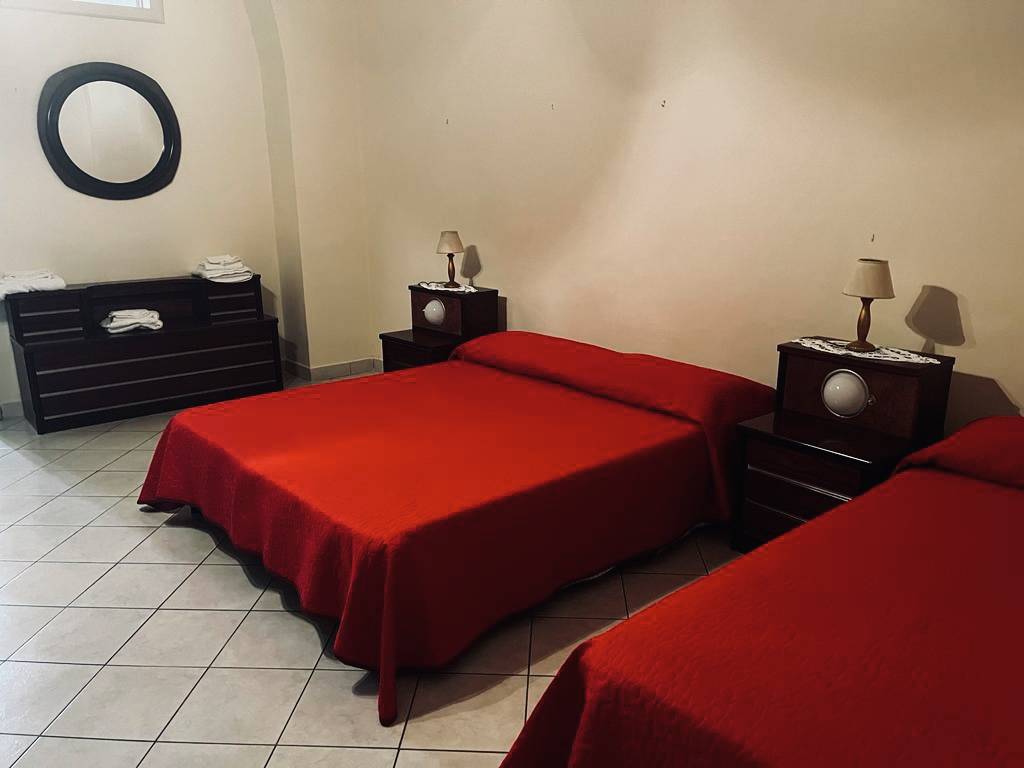 99 M² Appartamento Vacanza ∙ 1 Camera Da Letto ∙ 6 Ospiti - Milo