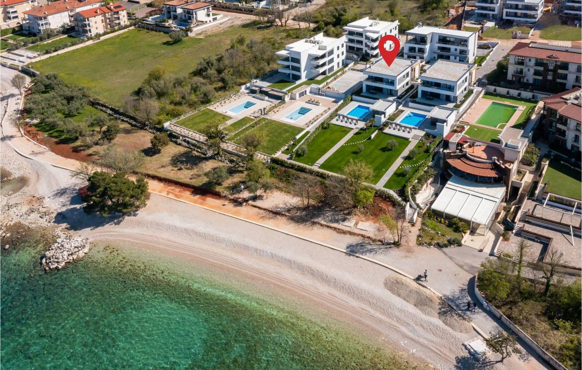 407 M² Casa Vacanza ∙ 6 Camere Da Letto ∙ 12 Ospiti - Njivice