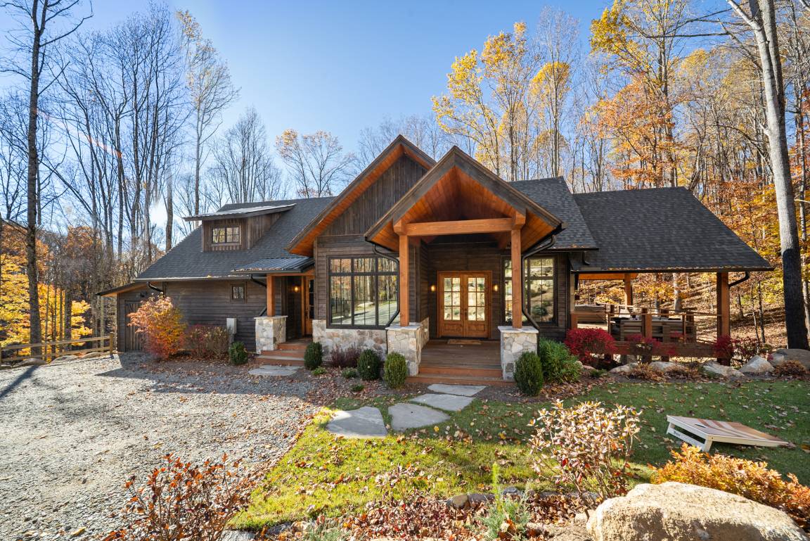231 M² House ∙ 3 Bedrooms ∙ 14 Guests - Roan Mountain, TN