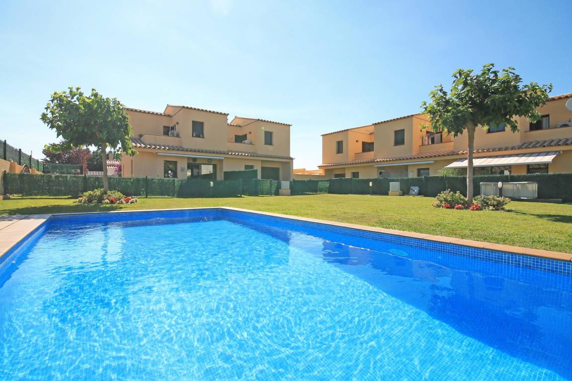 90 M² Villa ∙ 3 Chambres ∙ 6 Personnes - L'Escala