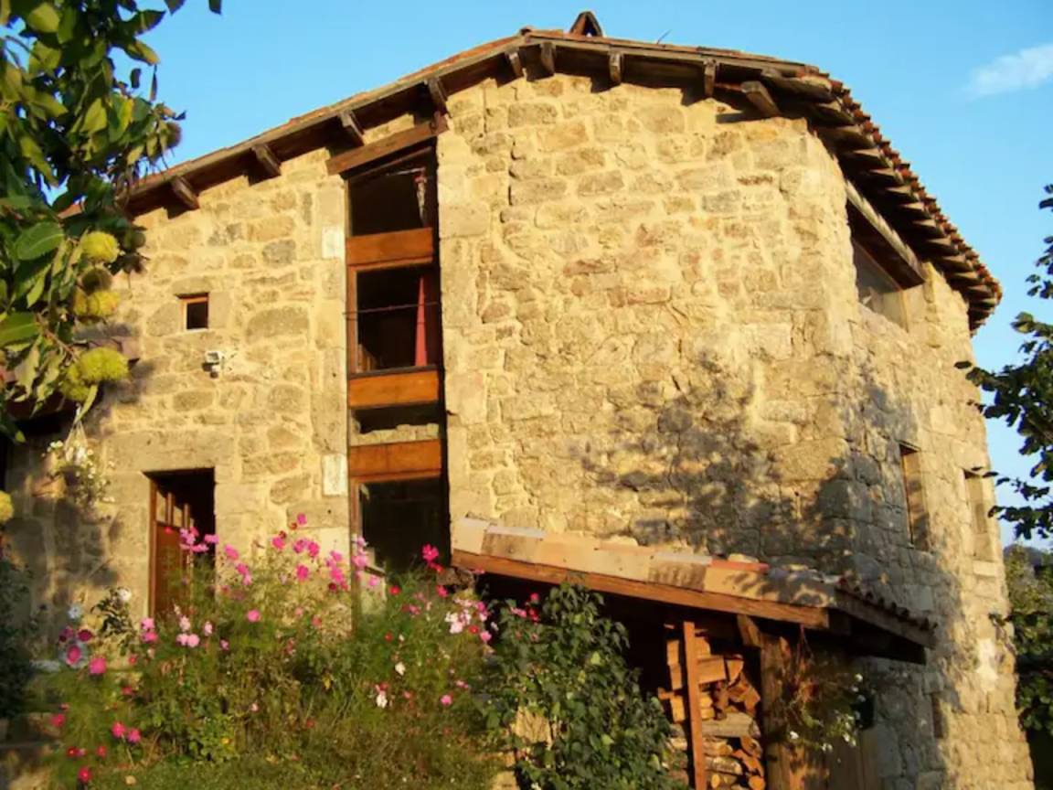 100 M² House ∙ 4 Bedrooms ∙ 7 Guests - Ardèche