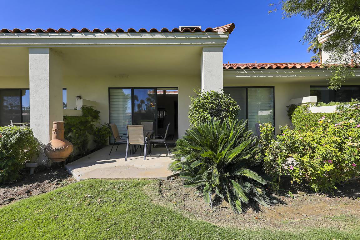 124 M² Condo ∙ 2 Bedrooms ∙ 4 Guests - Coachella, CA