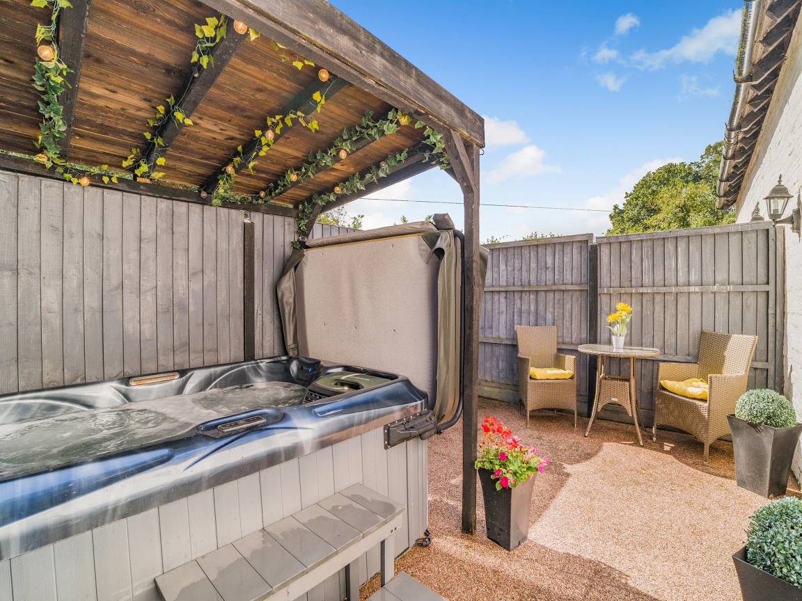 Cottage ∙ 1 Bedroom ∙ 2 Guests - Bournemouth