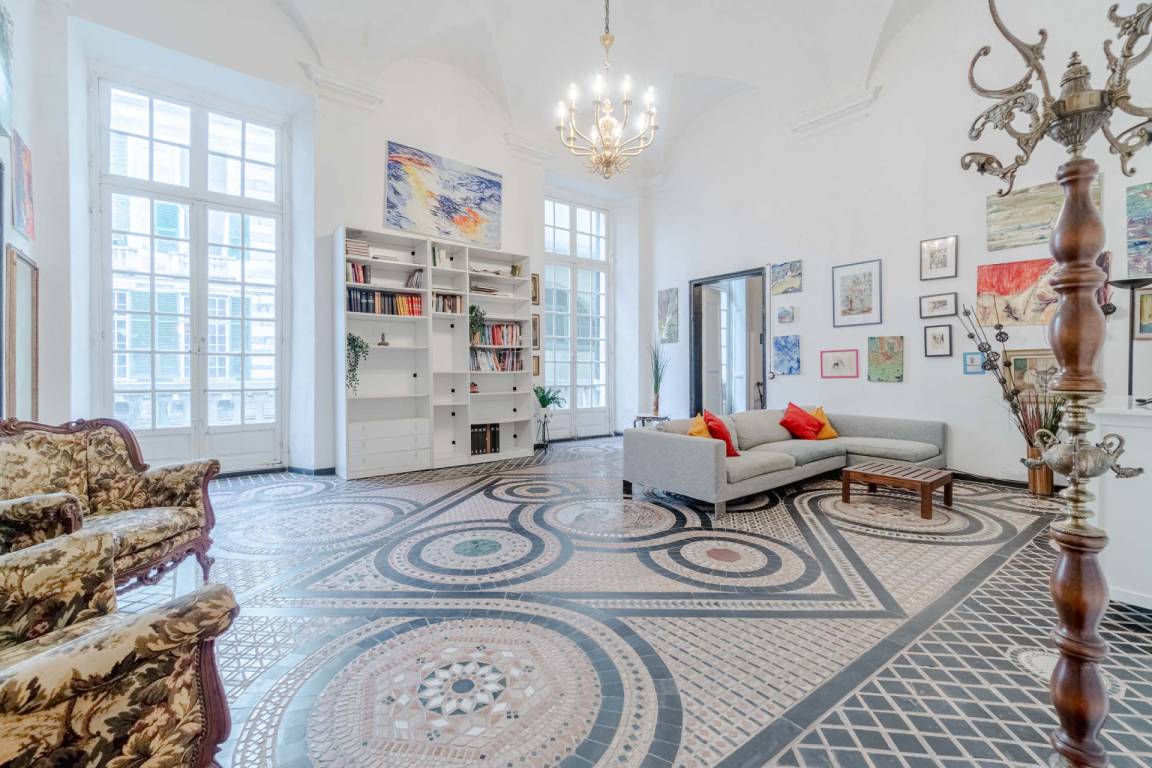 200 M² Apartment ∙ 3 Bedrooms ∙ 8 Guests - Genoa