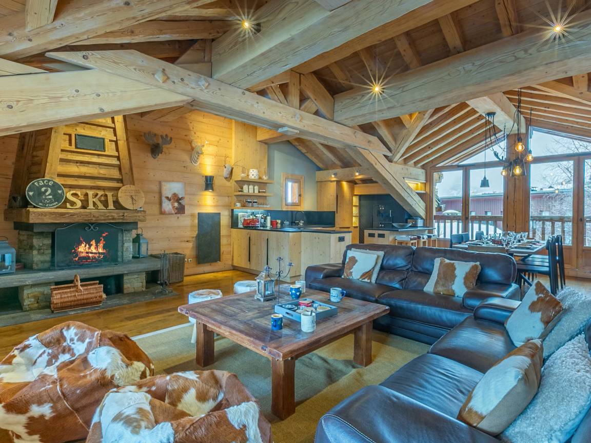 230 M² Chalet ∙ 4 Bedrooms ∙ 9 Guests - Bonneval-sur-Arc