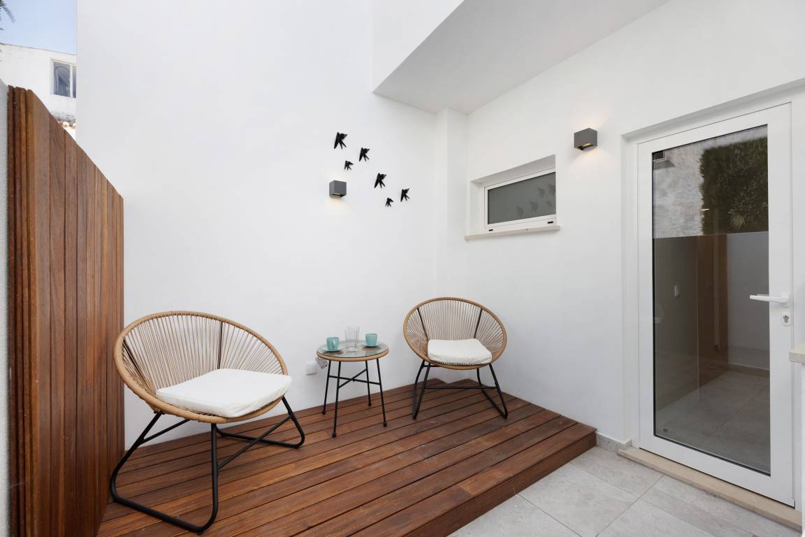 73 M² Apartment ∙ 2 Bedrooms ∙ 4 Guests - Lagos