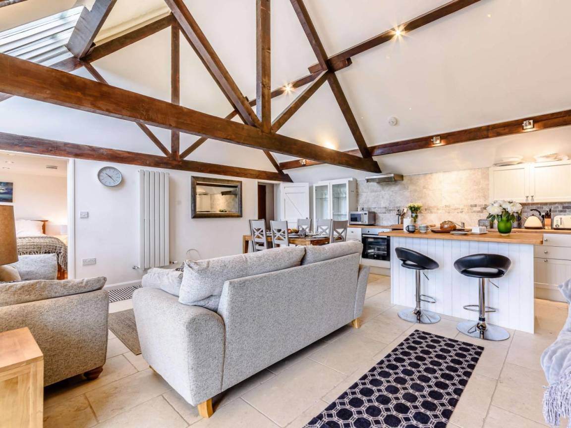 Cottage ∙ 3 Bedrooms ∙ 6 Guests - Chippenham