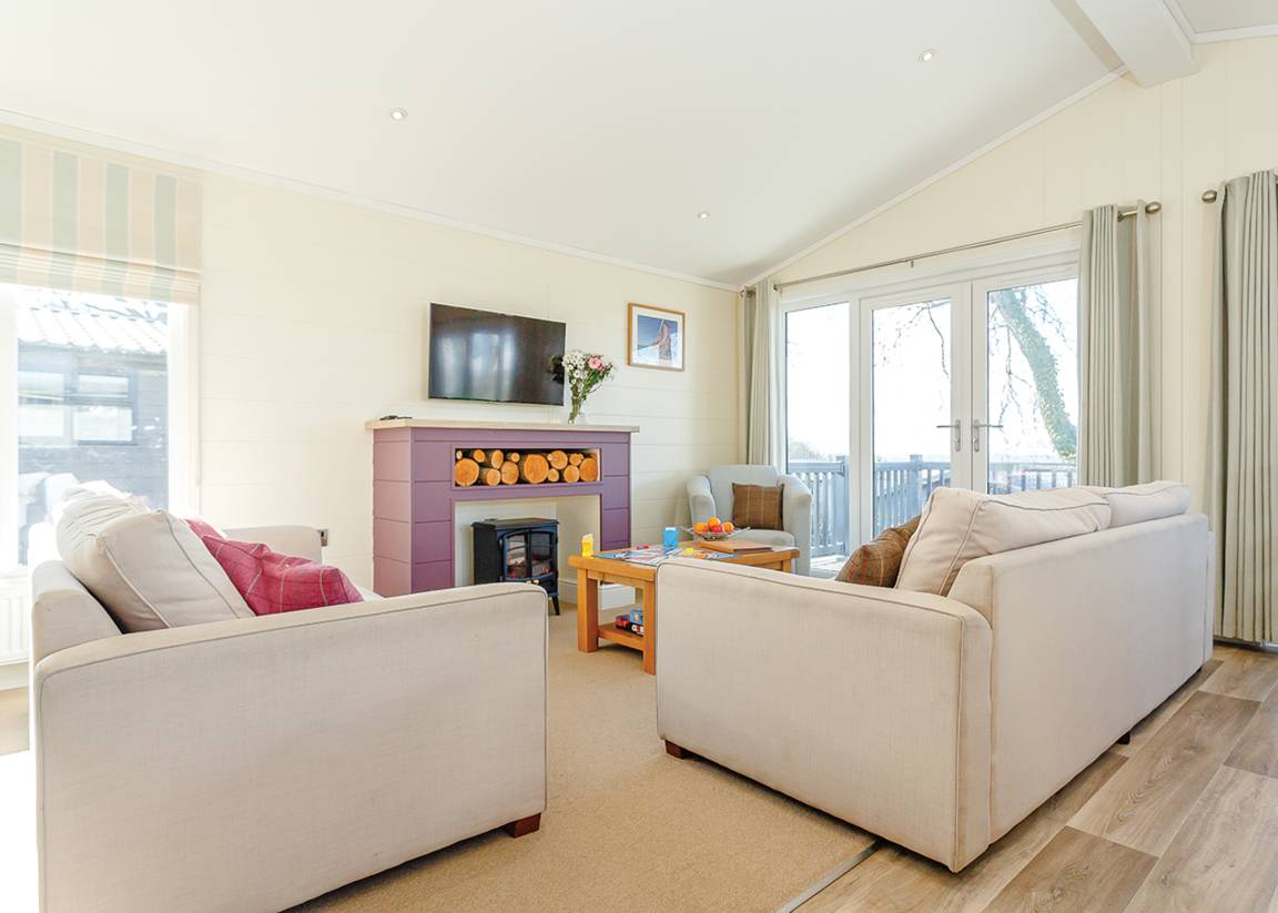 Chalet ∙ 4 Bedrooms ∙ 8 Guests - Axminster