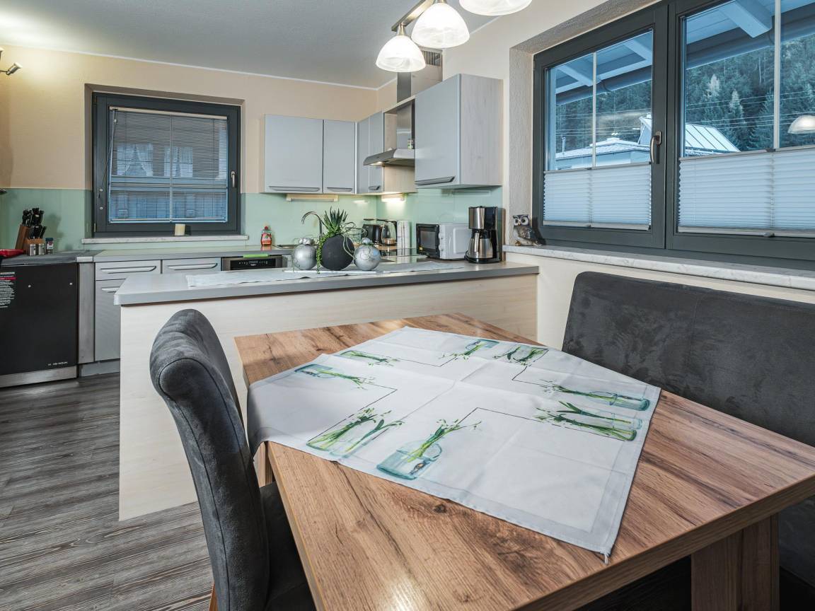 89 M² Appartement ∙ 2 Slaapkamers ∙ 4 Gasten - Längenfeld