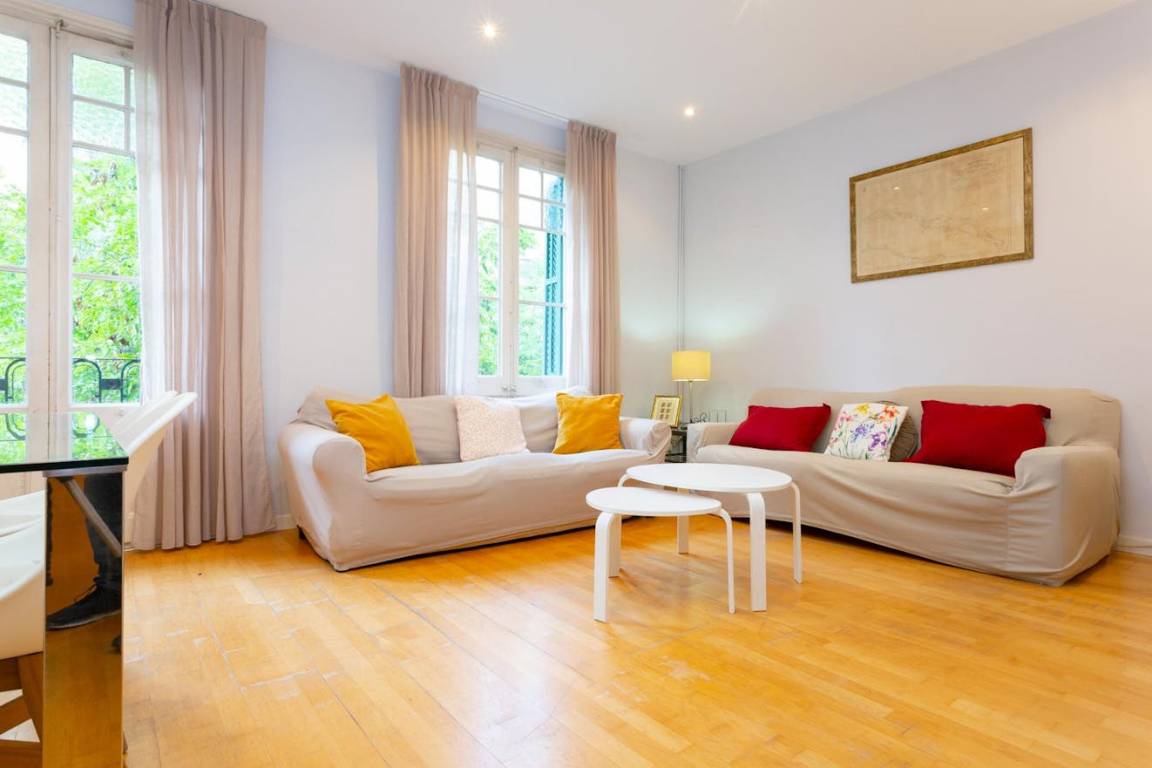 85 M² Apartamento ∙ 2 Habitaciones ∙ 4 Huéspedes - Cerdanyola del Vallès