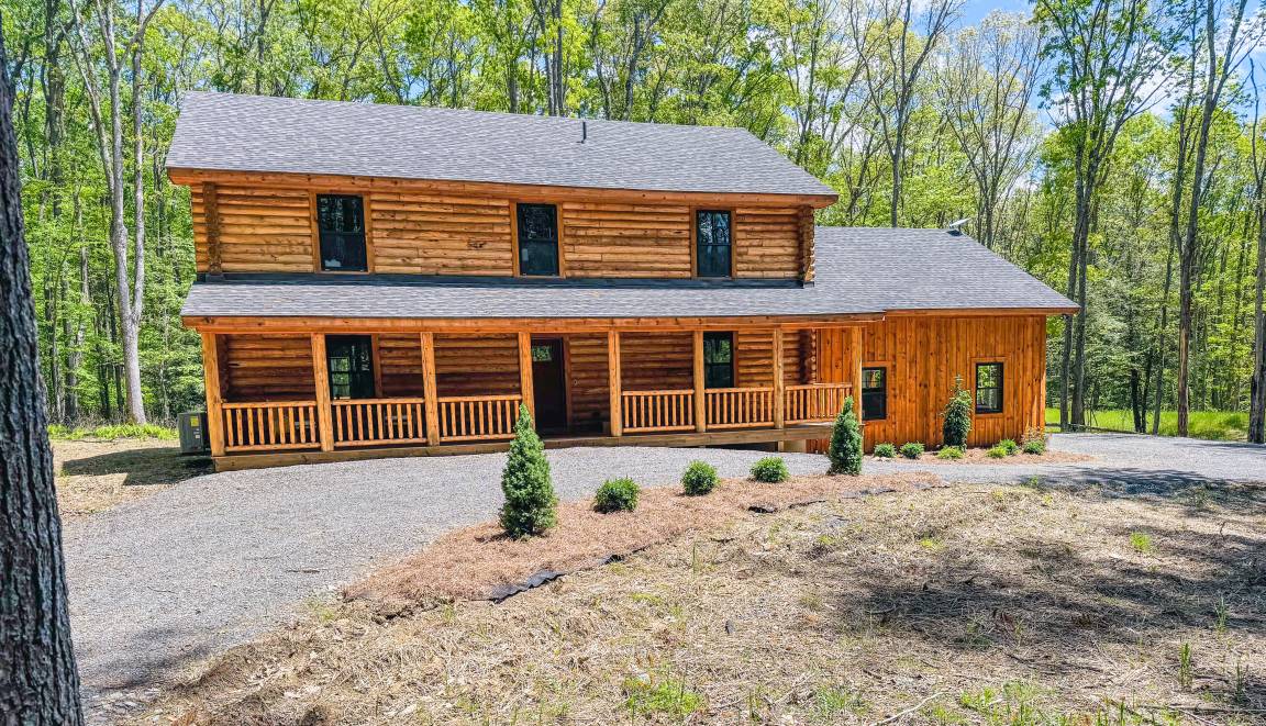 Cabin ∙ 4 Bedrooms ∙ 9 Guests - Deep Creek Lake, MD