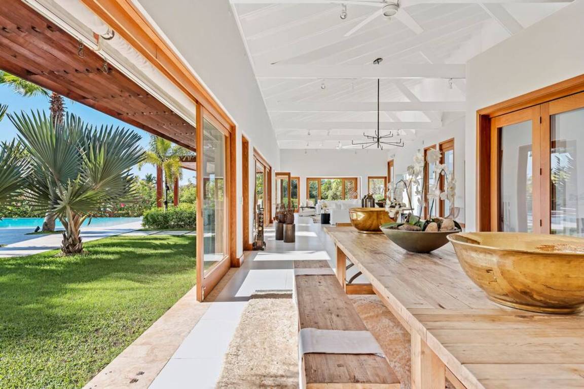 Villa ∙ 6 Bedrooms ∙ 12 Guests - La Romana