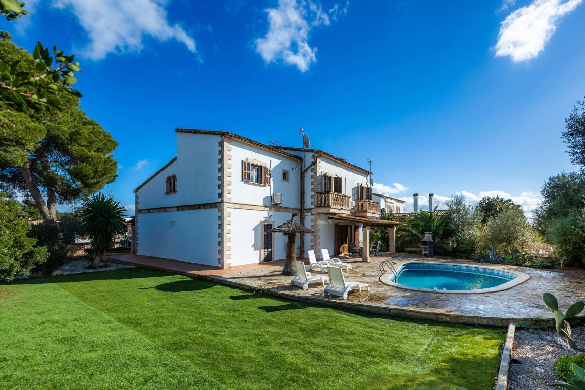 200 M² Villa ∙ 5 Schlafzimmer ∙ 8 Gäste - Porto Cristo