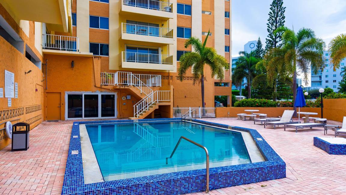 96 M² Apartment ∙ 1 Bedroom ∙ 3 Guests - Sunny Isles Beach, FL