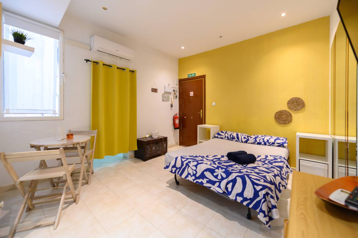 45 M² Studio Flat ∙ 2 Guests - Getafe