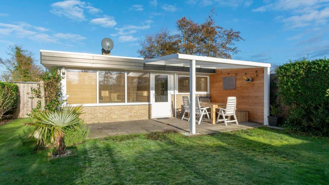 70 M² Ferienhaus ∙ 3 Schlafzimmer ∙ 5 Gäste - Petten