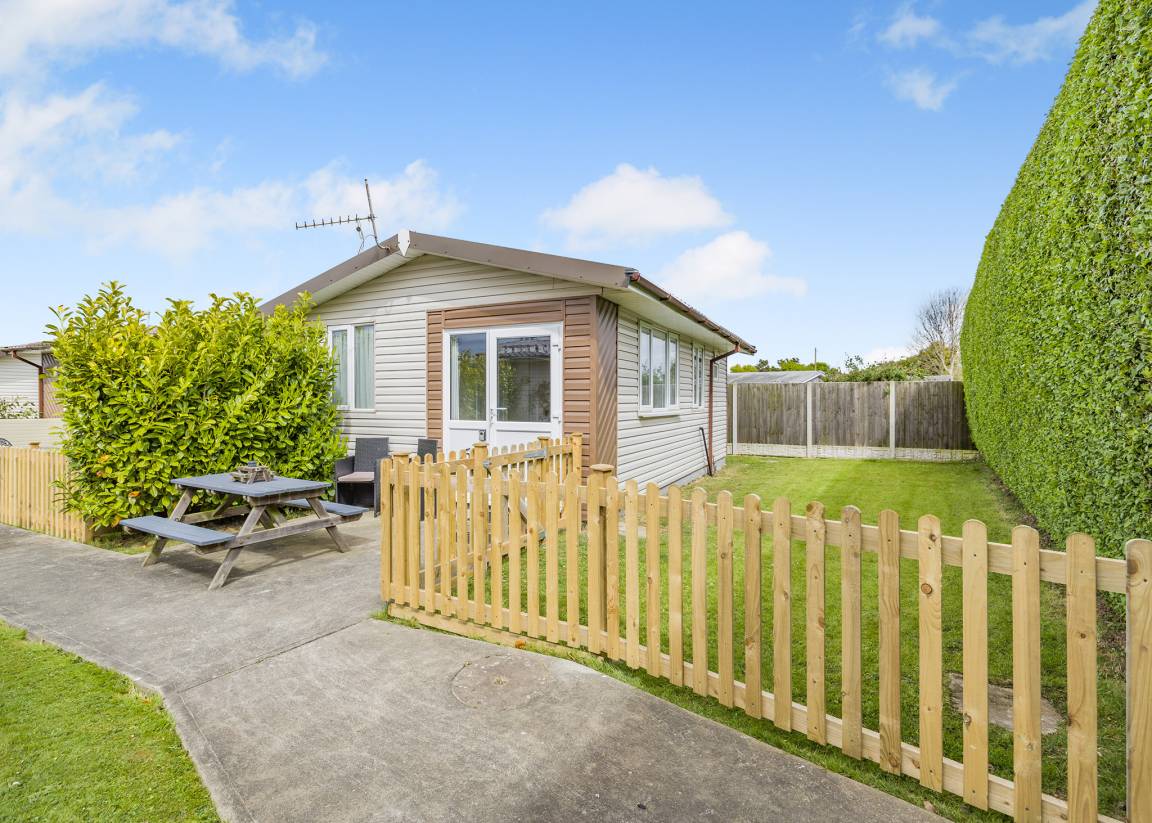 Cottage ∙ 2 Bedrooms ∙ 5 Guests - Sutton on Sea