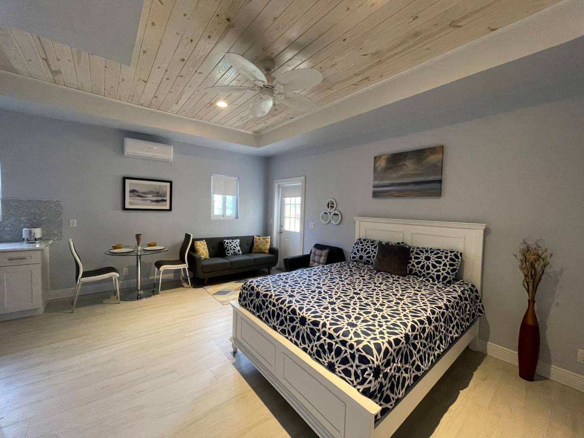 42 M² Studio Flat ∙ 1 Bedroom ∙ 3 Guests - Freeport