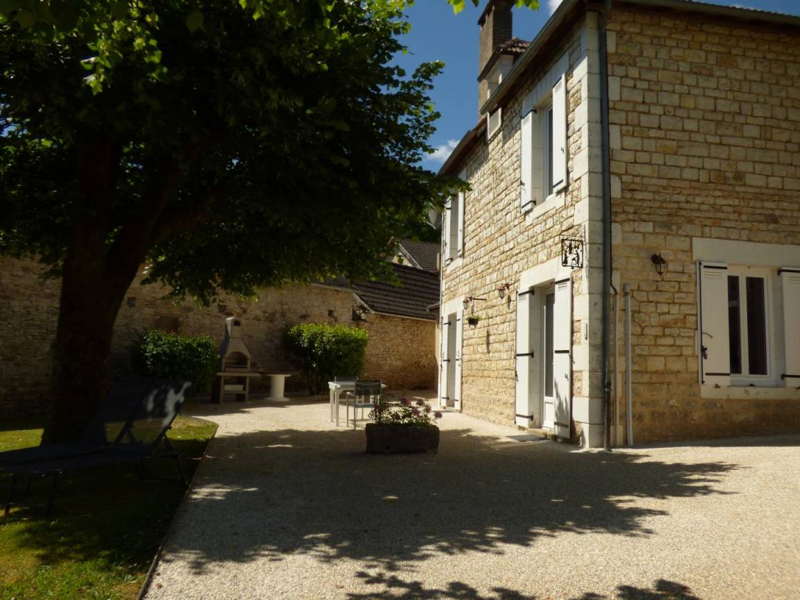 90 M² Gîte ∙ 3 Chambres ∙ 6 Personnes - Périgord