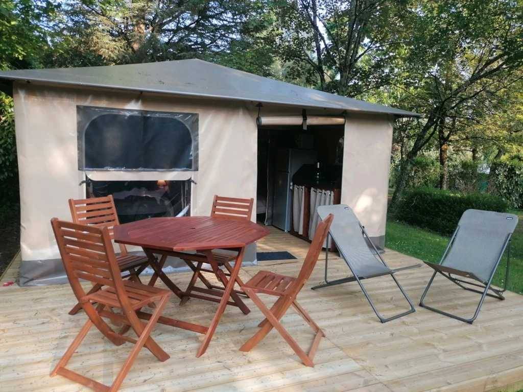 33 M² Tente ∙ 2 Chambres ∙ 5 Personnes - Indre