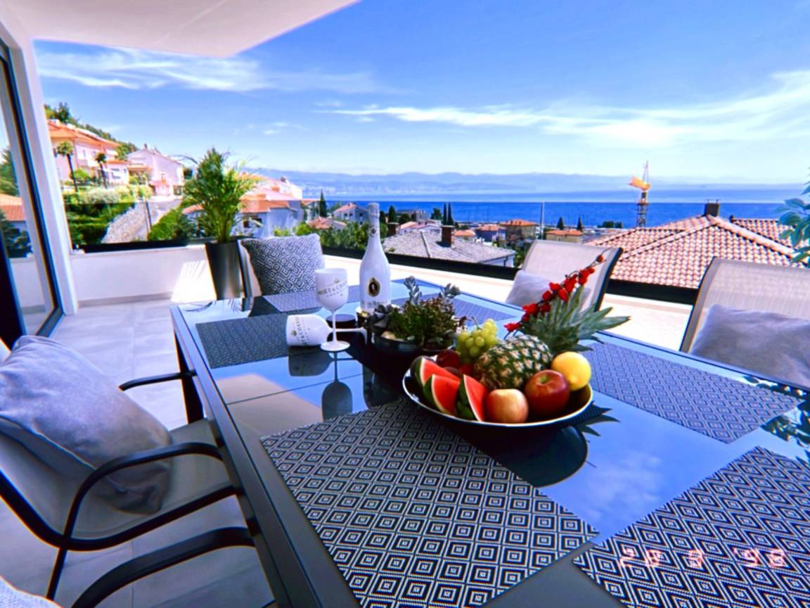 150 M² Apartamento ∙ 3 Habitaciones ∙ 6 Huéspedes - Opatija