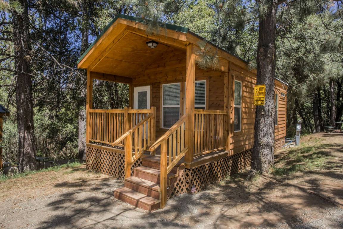 House ∙ 1 Bedroom ∙ 4 Guests - Groveland, CA