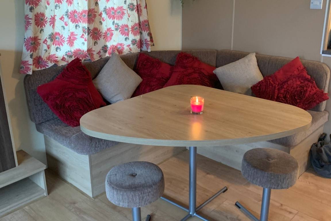 75 M² Lodge ∙ 2 Bedrooms ∙ 6 Guests - Mersea Island