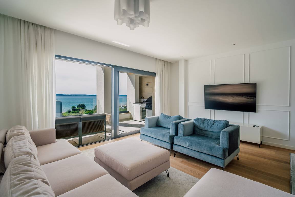 124 M² Apartamento ∙ 3 Habitaciones ∙ 6 Huéspedes - Zadar