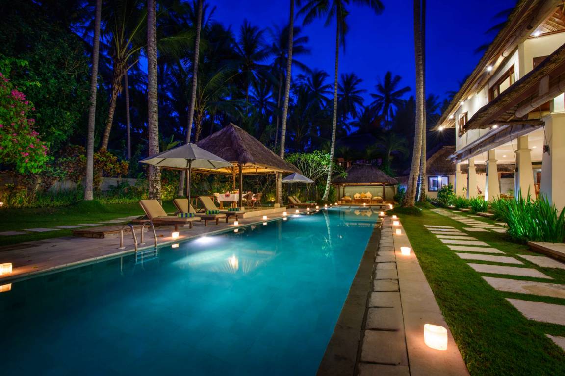 300 M² Villa ∙ 4 Bedrooms ∙ 8 Guests - Sidemen