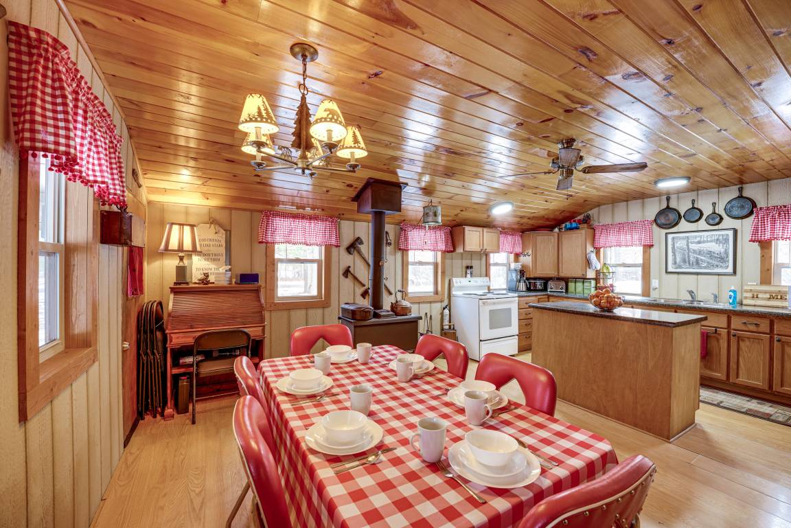 83 M² Cottage ∙ 2 Bedrooms ∙ 10 Guests - Michigan