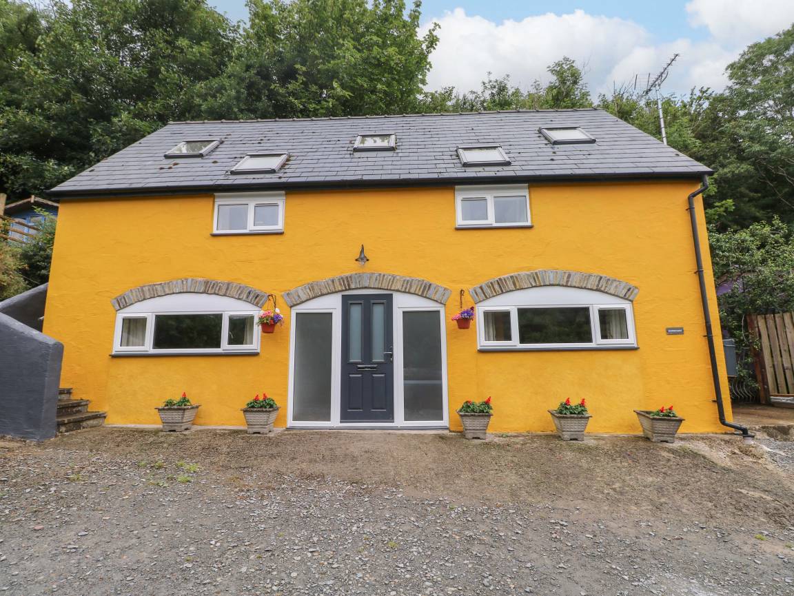 Cottage ∙ 3 Bedrooms ∙ 6 Guests - Carmarthenshire