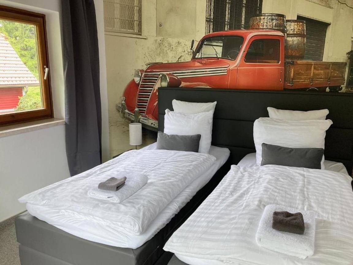 27 M² Hôtel ∙ 1 Chambre ∙ 2 Personnes - Feld am See