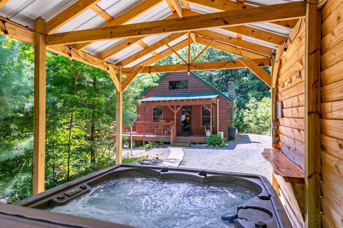 Hut ∙ 1 Slaapkamer ∙ 5 Gasten - North Carolina