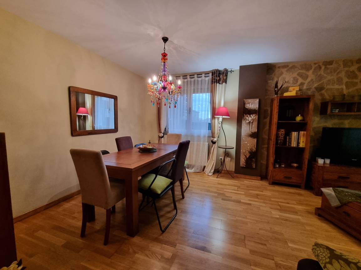 117 M² Apartamento ∙ 4 Habitaciones ∙ 8 Huéspedes - Avilés
