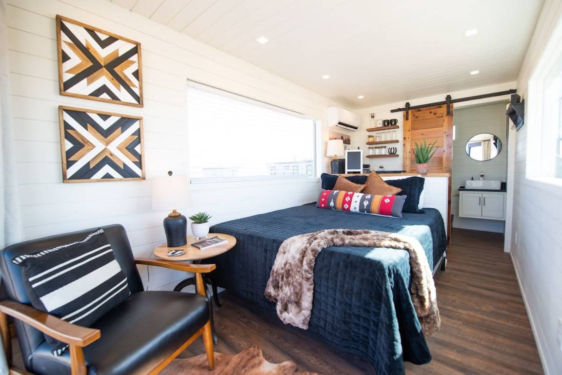House ∙ 1 Bedroom ∙ 2 Guests - Alpine, TX