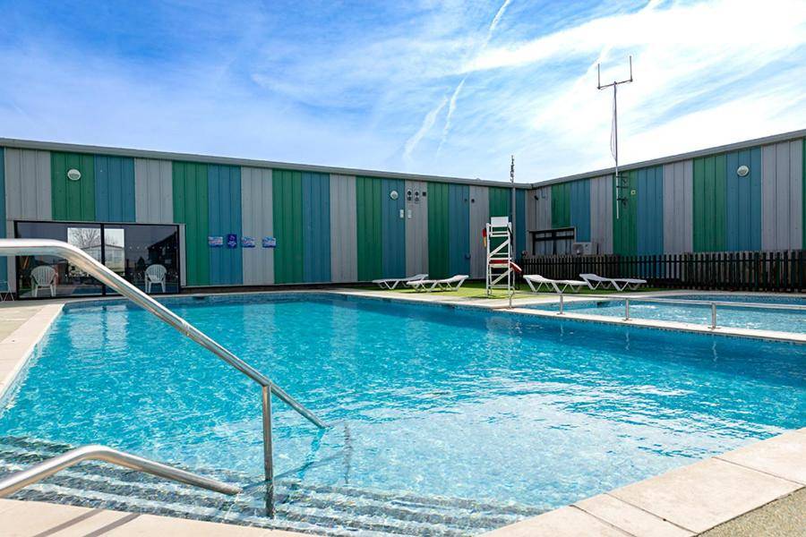 55 M² Cabin ∙ 2 Bedrooms ∙ 6 Guests - Clacton-on-Sea