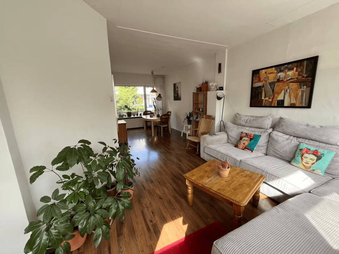 110 M² Ferienhaus ∙ 4 Schlafzimmer ∙ 3 Gäste - Delft