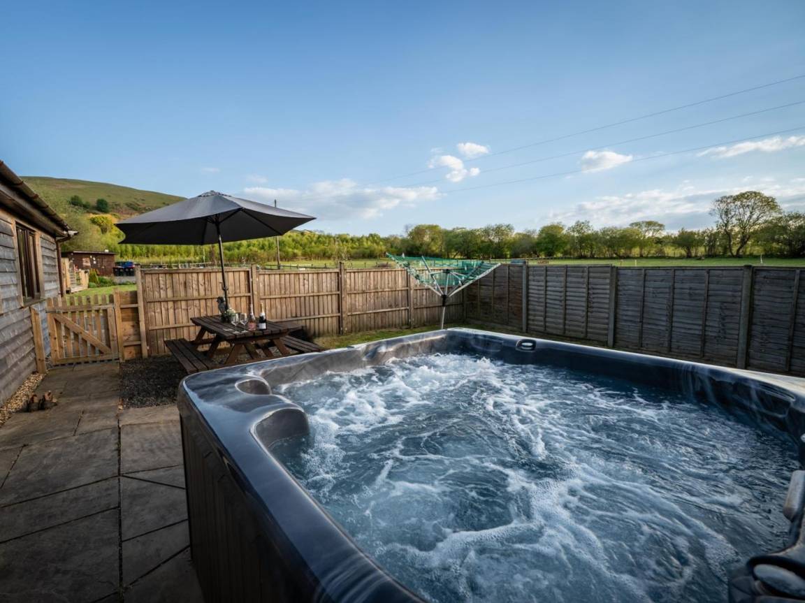 Lodge ∙ 2 Schlafzimmer ∙ 4 Gäste - Wales