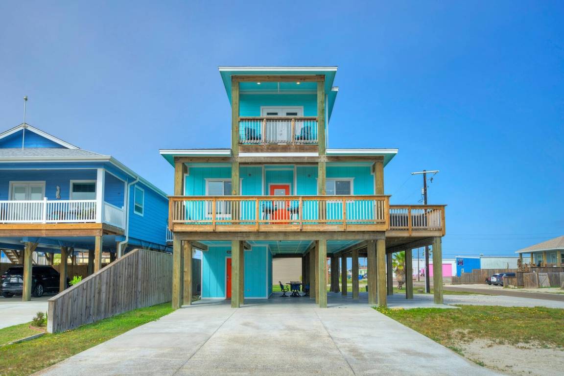181 M² House ∙ 3 Bedrooms ∙ 10 Guests - Port Aransas, TX