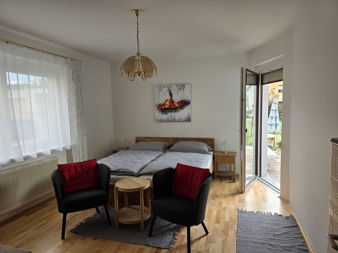 100 M² Apartment ∙ 2 Bedrooms ∙ 4 Guests - Spielberg