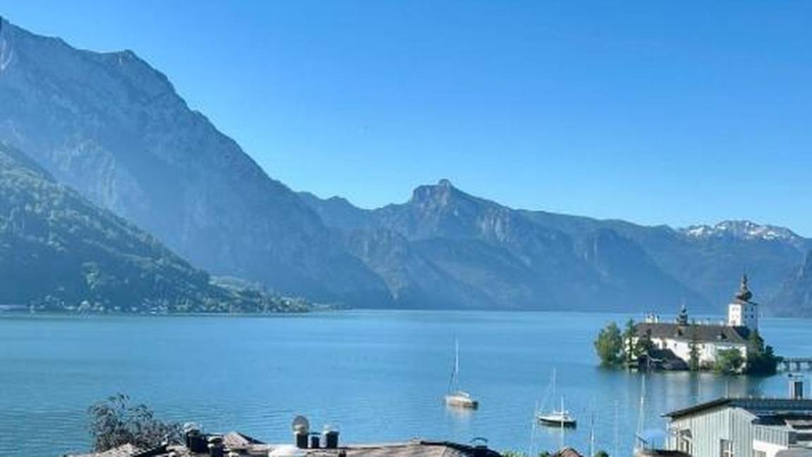 57 M² Ferienwohnung ∙ 1 Schlafzimmer ∙ 4 Gäste - Gmunden