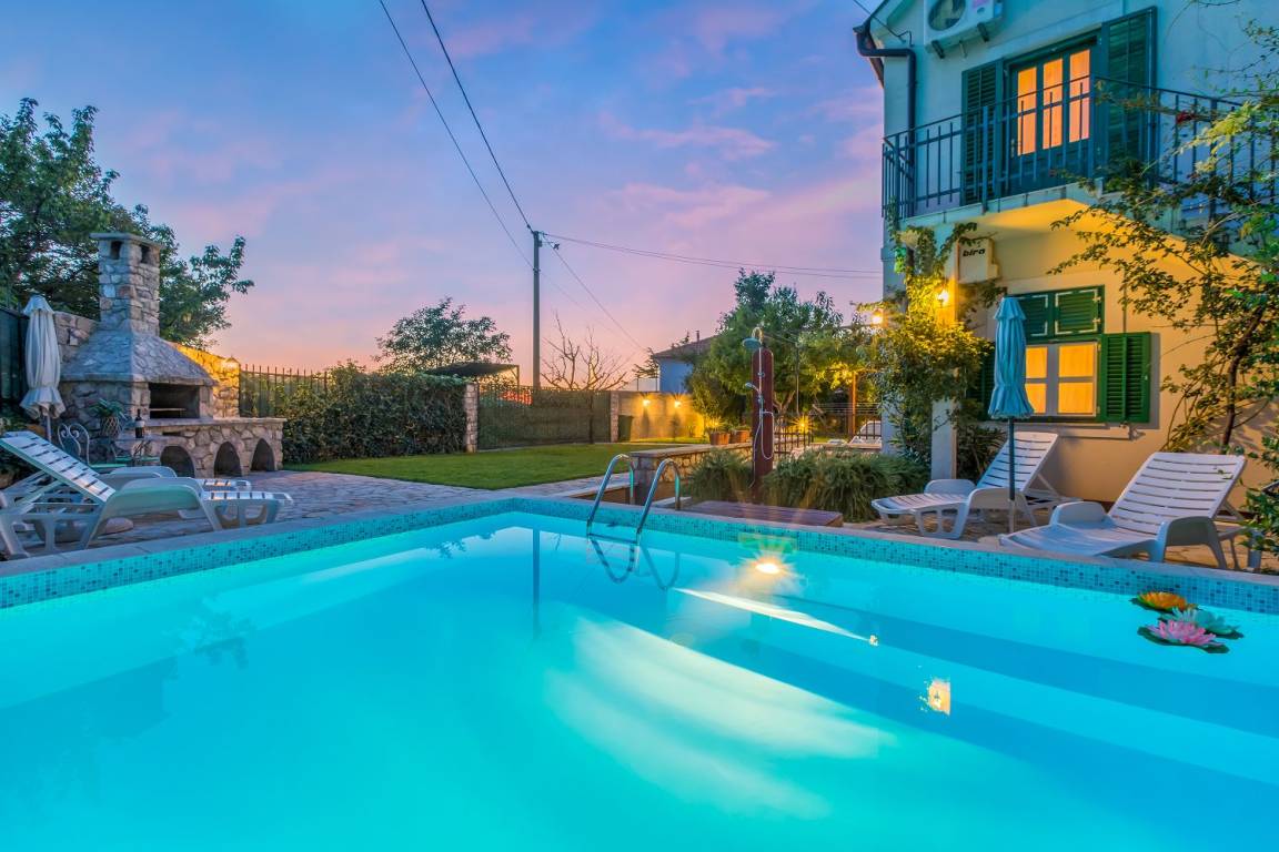 130 M² House ∙ 4 Bedrooms ∙ 8 Guests - Crikvenica