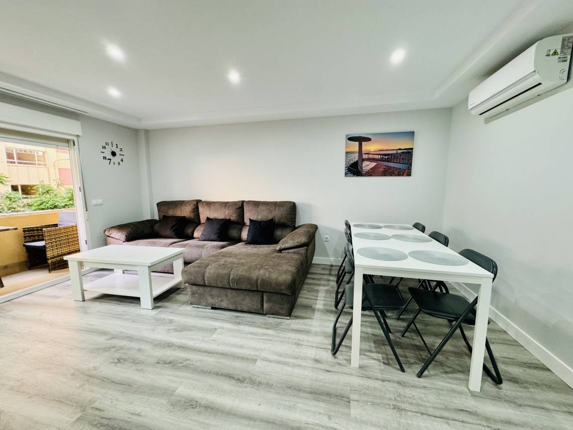 80 M² Appartement ∙ 3 Chambres ∙ 6 Personnes - Cadix