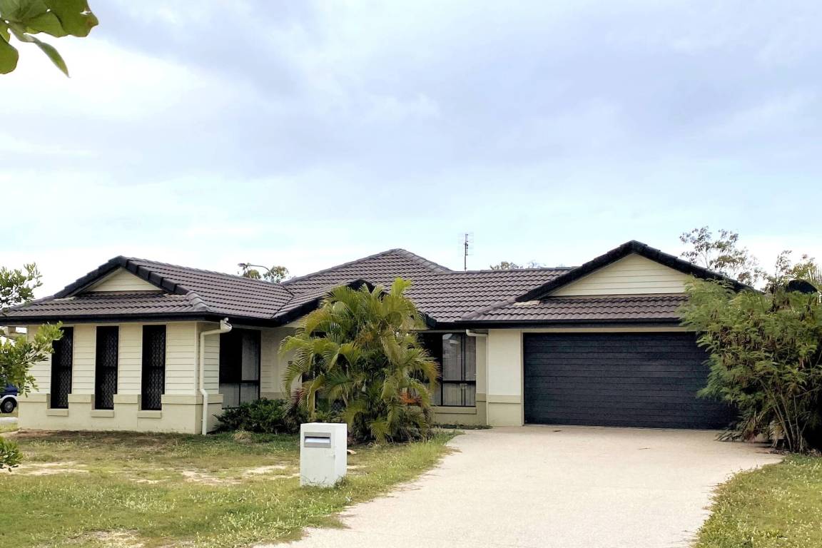 320 M² Ferienhaus ∙ 4 Schlafzimmer ∙ 8 Gäste - Queensland