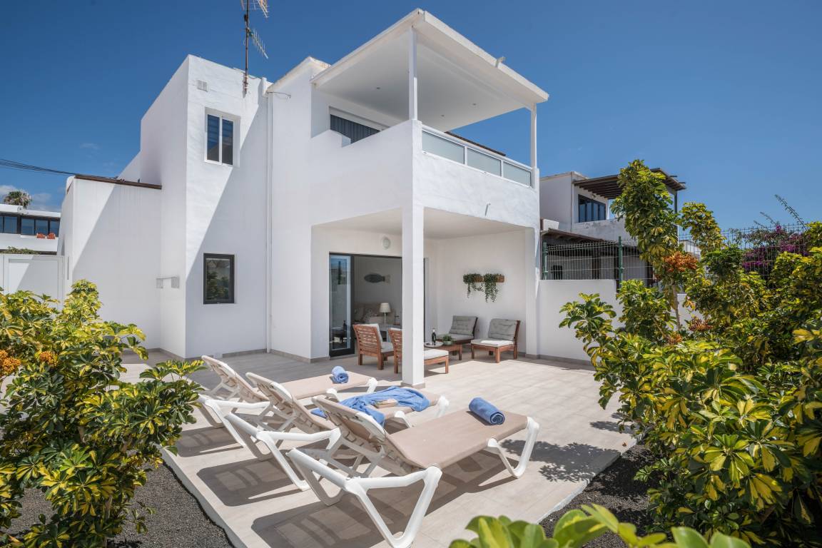62 M² House ∙ 2 Bedrooms ∙ 4 Guests - Lanzarote