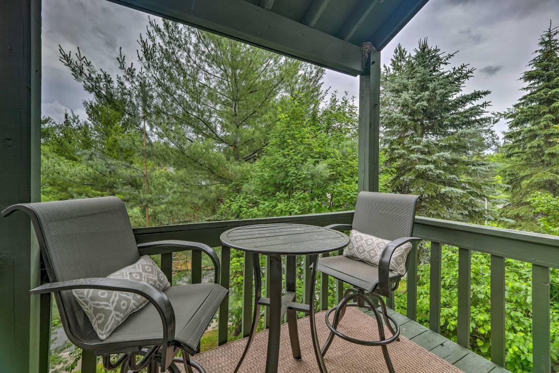 102 M² Apartment ∙ 2 Bedrooms ∙ 4 Guests - Lake Placid, NY