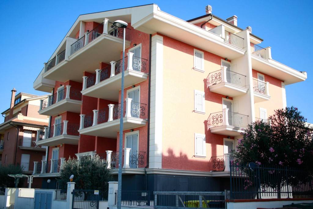 42 M² Apartamento ∙ 1 Habitación ∙ 4 Huéspedes - Martinsicuro