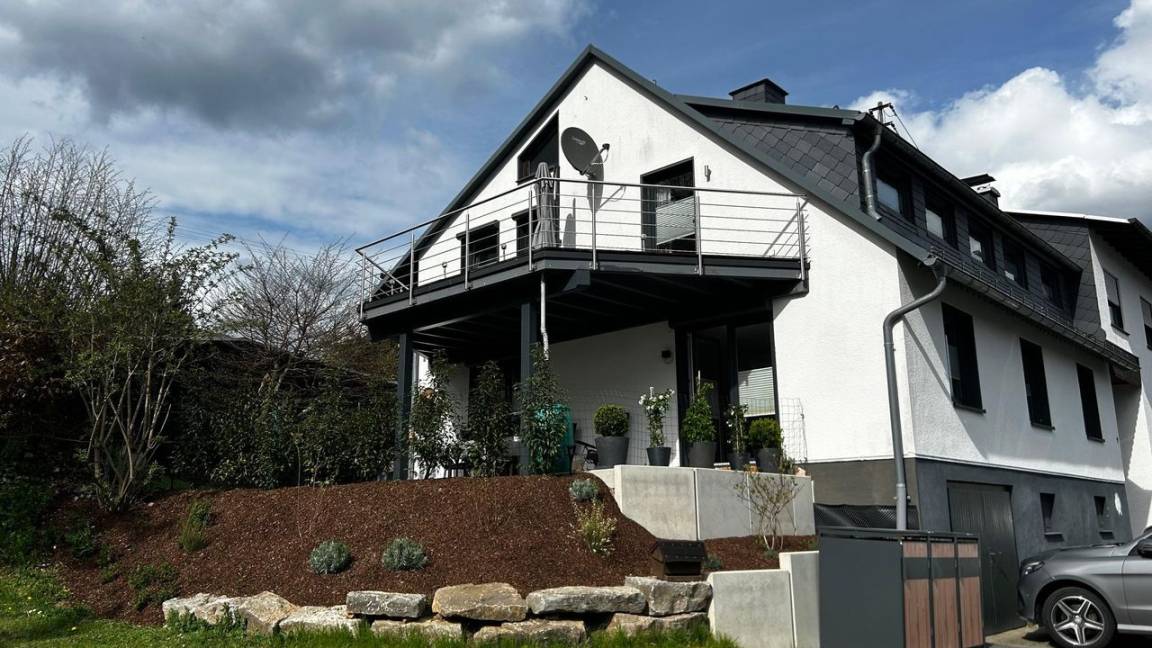 80 M² Ferienwohnung ∙ 1 Schlafzimmer ∙ 4 Gäste - Bad Marienberg (Westerwald)