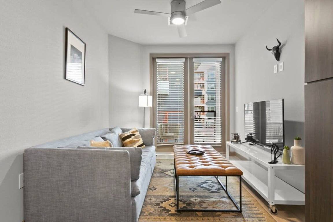 Apartment ∙ 1 Bedroom ∙ 4 Guests - Downtown Phoenix - Phoenix