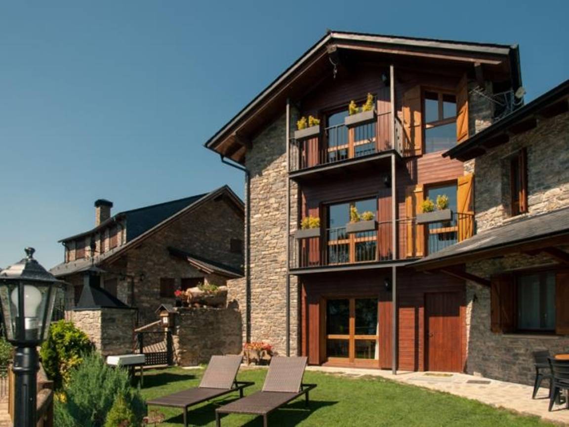 239 M² Villa ∙ 4 Chambres ∙ 10 Personnes - Rialp